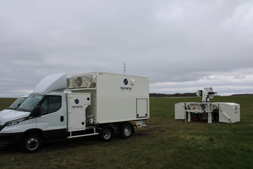 Electro-Optical Tracking Systems - Hemeria